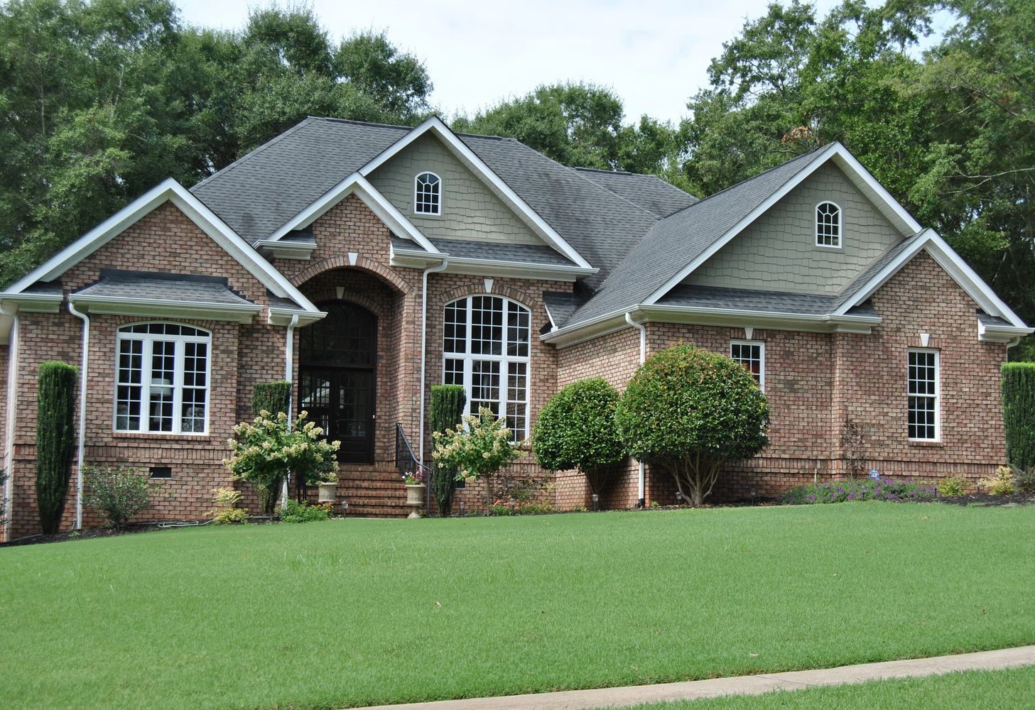 Summit Construction Group